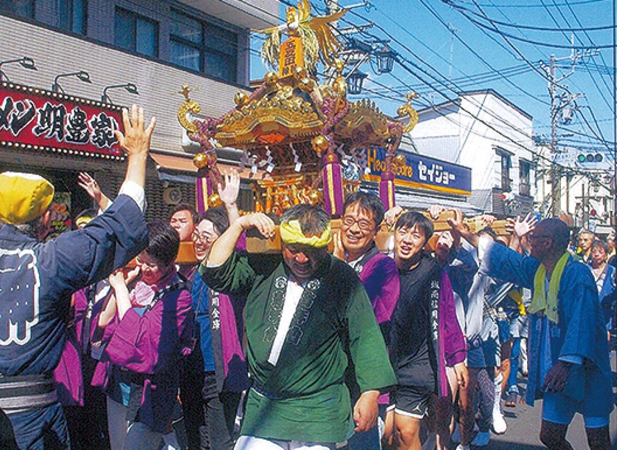 五反田神社、例大祭に湧く 4年ぶり 神輿が巡行 | 多摩区・麻生区 | タウンニュース